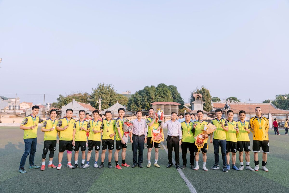 DHT Football Championship 2025: Connecting passion final round - Ha Tay ...